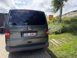 Синий Фольксваген Т5 2004 в Рига, объемом двигателя 1.90 л и пробегом 315 тыс. км за 4480 €, фото 5 на AUTOMOTO.COM.LV