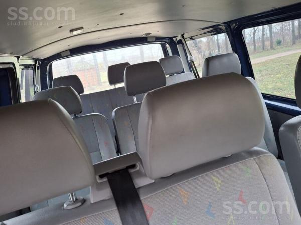 Zils Volkswagen T5 2006 Dobele, ar dzinēja tilpumu 1.90 L un nobraukumu 373 tūkst. km par 5350 €, foto 3 vietnē AUTOMOTO.COM.LV