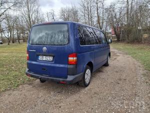 Zils Volkswagen T5 2006 Dobele, ar dzinēja tilpumu 1.90 L un nobraukumu 373 tūkst. km par 5350 €, foto 6 vietnē AUTOMOTO.COM.LV