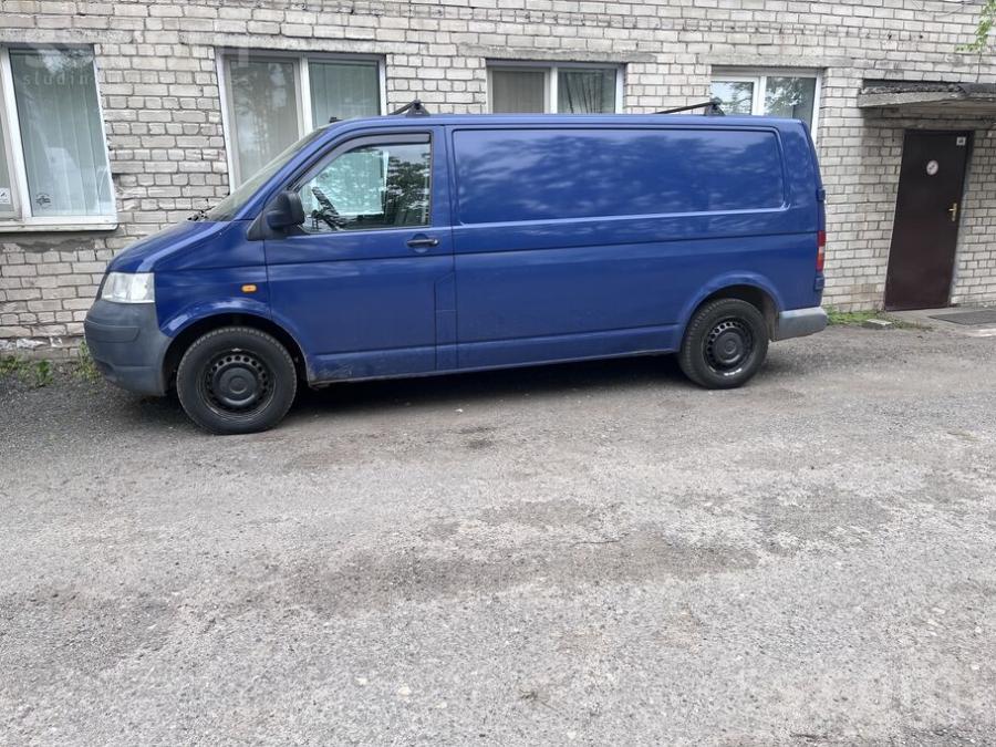 Синий Фольксваген Т5 2006 в Рига, объемом двигателя 2.50 л и пробегом 404 тыс. км за 1936 €, фото 11 на AUTOMOTO.COM.LV