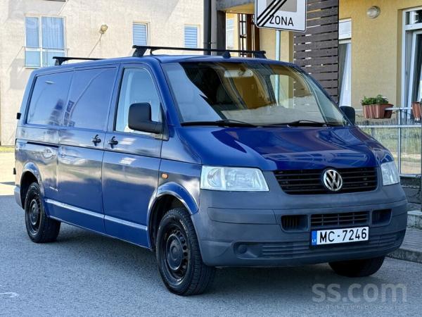 Blue Volkswagen T5 2006 in Riga, with an engine capacity of 2.50 L and mileage of 390 thousand km for 1950 €, photo 6 on AUTOMOTO.COM.LV