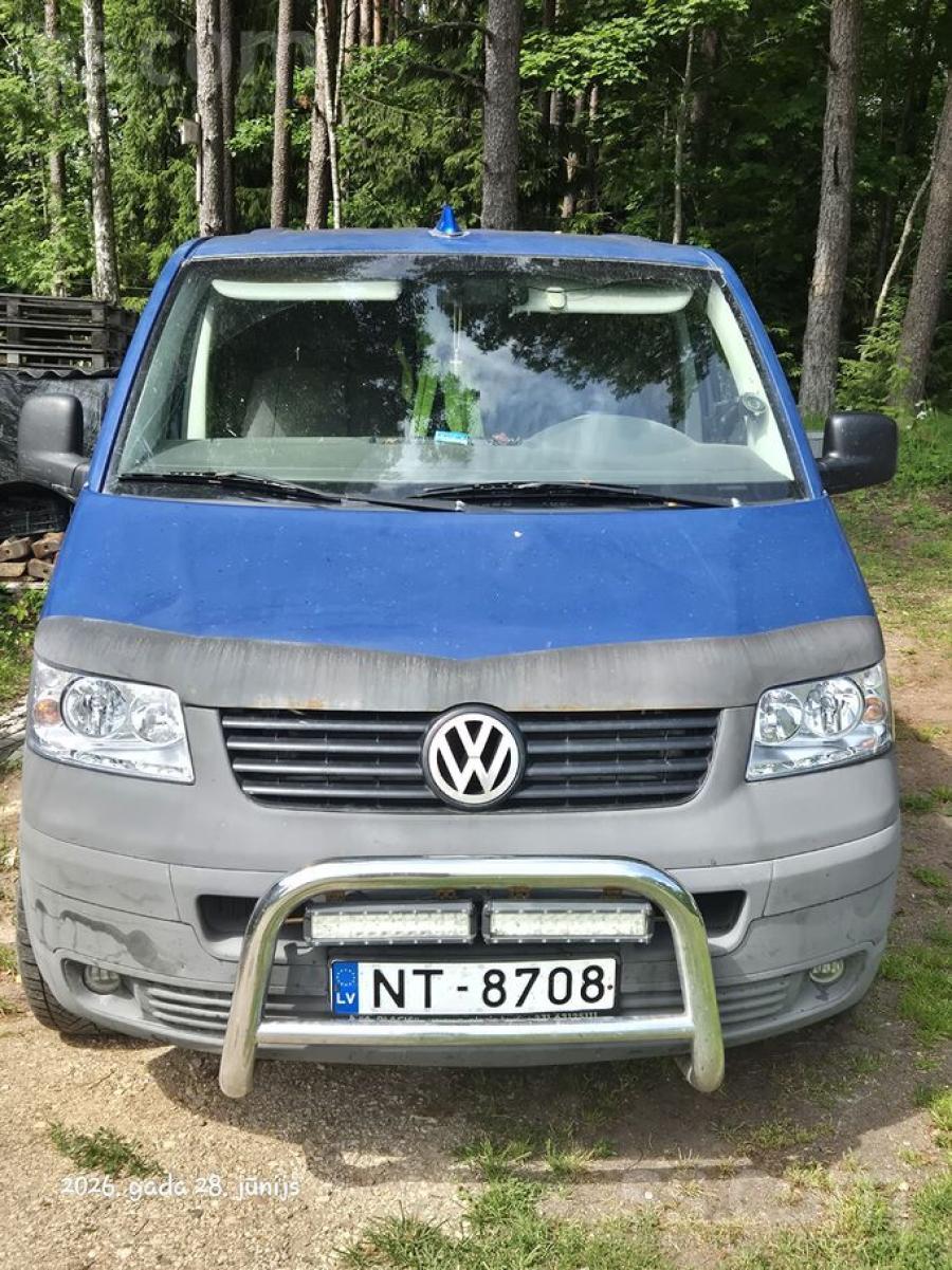 Zils Volkswagen T5 2006 Rīga, ar dzinēja tilpumu 1.90 L un nobraukumu 337 tūkst. km par 2800 €, foto 1 vietnē AUTOMOTO.COM.LV