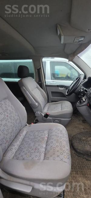 Zils Volkswagen T5 2007 Saldus, ar dzinēja tilpumu 2.50 L un nobraukumu 410 tūkst. km par 3500 €, foto 5 vietnē AUTOMOTO.COM.LV