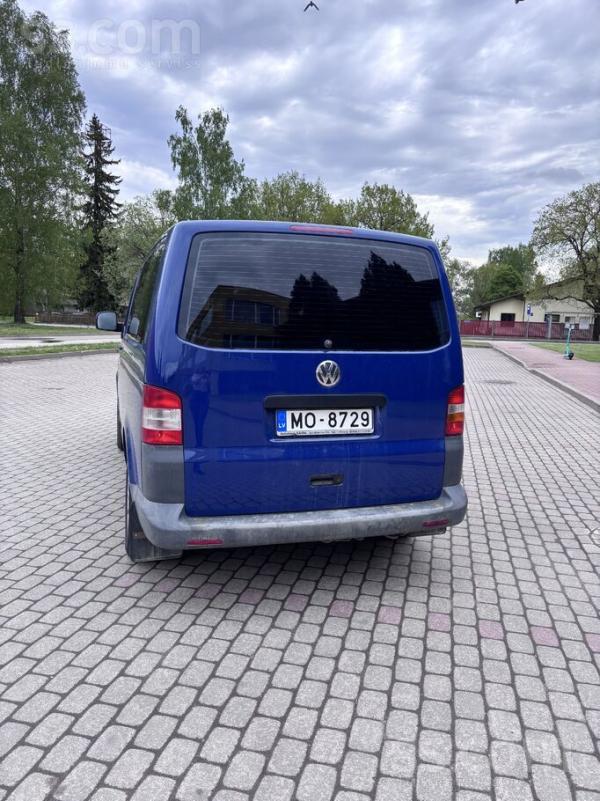 Blue Volkswagen T5 2008 in Valmiera, with an engine capacity of 1.90 L and mileage of 405 thousand km for 4750 €, photo 4 on AUTOMOTO.COM.LV
