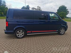 Zils Volkswagen T5 2011 Cēsis, ar dzinēja tilpumu 2.00 L un nobraukumu 350 tūkst. km par 9500 €, foto 6 vietnē AUTOMOTO.COM.LV