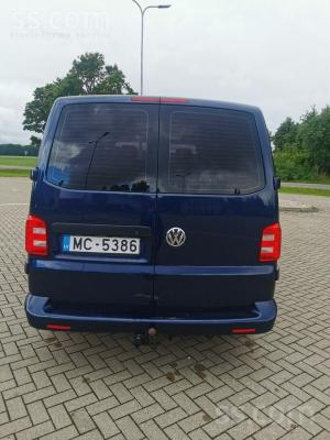 Zils Volkswagen T5 2011 Cēsis, ar dzinēja tilpumu 2.00 L un nobraukumu 350 tūkst. km par 9500 €, foto 9 vietnē AUTOMOTO.COM.LV