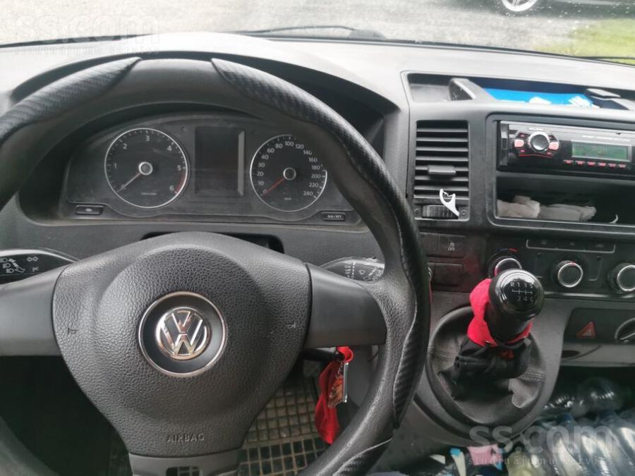 Zils Volkswagen T5 2011 Cēsis, ar dzinēja tilpumu 2.00 L un nobraukumu 350 tūkst. km par 9500 €, foto 12 vietnē AUTOMOTO.COM.LV