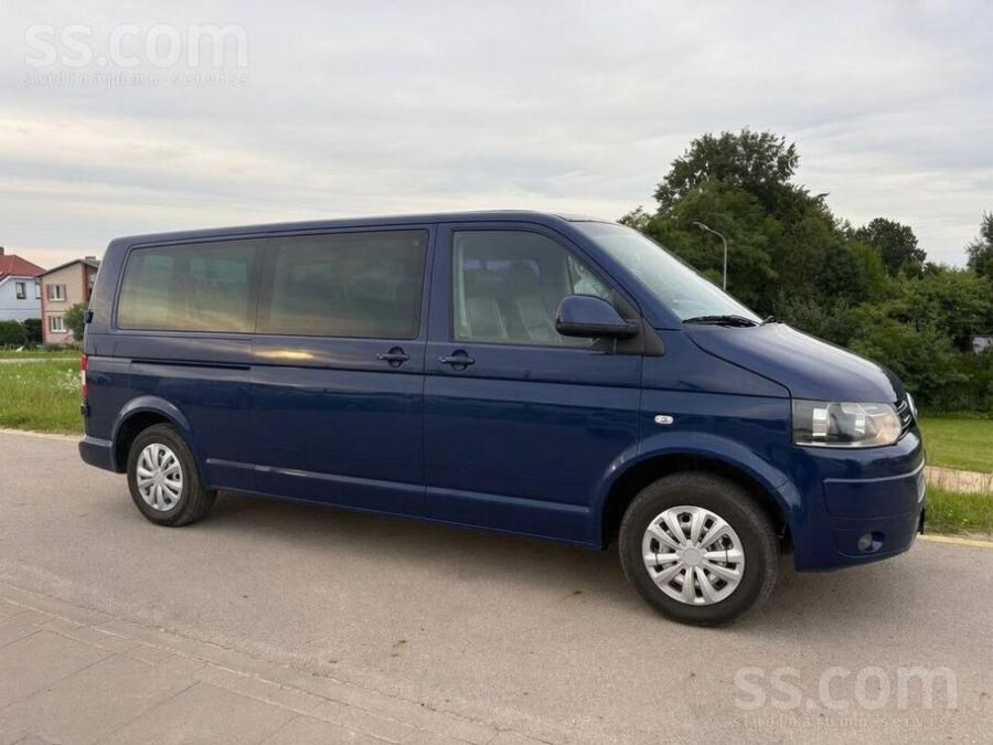 Zils Volkswagen T5 2011 Rīga, ar dzinēja tilpumu 2.00 L un nobraukumu 500 tūkst. km par 4900 €, foto 4 vietnē AUTOMOTO.COM.LV