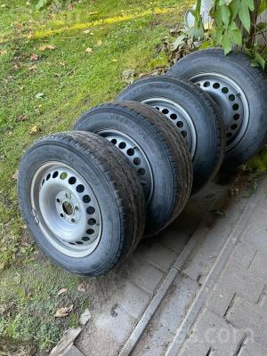 Blue Volkswagen T5 2013 in Limbazi, with an engine capacity of 2.00 L and mileage of 235 thousand km for 8500 €, photo 14 on AUTOMOTO.COM.LV