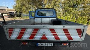 Zils Volkswagen T5 2012 Talsi, ar dzinēja tilpumu 2.00 L un nobraukumu 232 tūkst. km par 9275 €, foto 3 vietnē AUTOMOTO.COM.LV