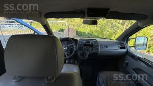 Zils Volkswagen T5 2012 Talsi, ar dzinēja tilpumu 2.00 L un nobraukumu 232 tūkst. km par 9275 €, foto 5 vietnē AUTOMOTO.COM.LV