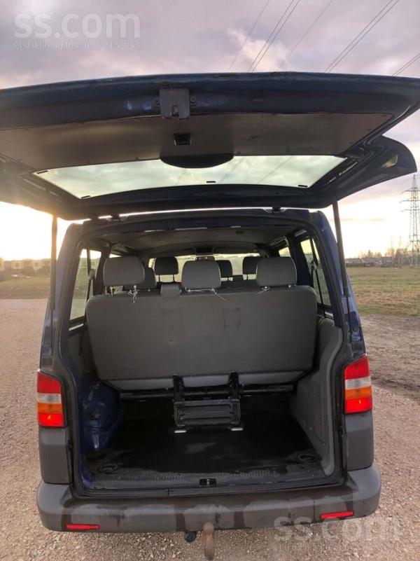 Volkswagen T5 2008 RÄ«ga vietnÄ Zils Volkswagen T5 2008 RÄ«ga, ar dzinÄja tilpumu 2.50 L un nobraukumu 314 tÅ«kst. km par 2500 ā¬, foto 8 vietnÄ AUTOMOTO.COM.LV