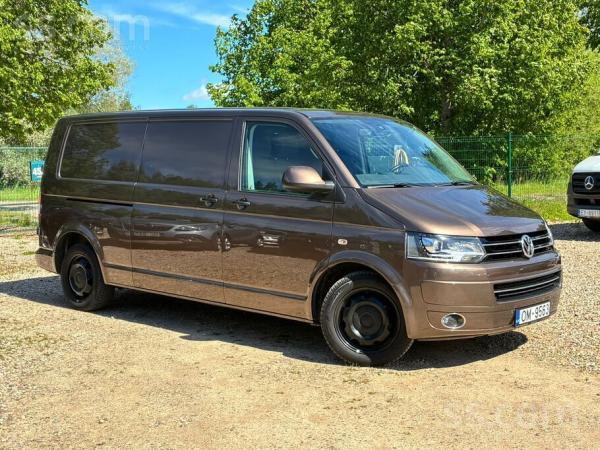 Brown Volkswagen T5 2012 in Kuldiga, with an engine capacity of 2.00 L and mileage of 259 thousand km for 10990 €, photo 1 on AUTOMOTO.COM.LV