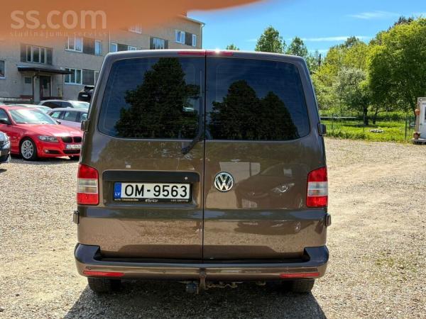 Brown Volkswagen T5 2012 in Kuldiga, with an engine capacity of 2.00 L and mileage of 259 thousand km for 10990 €, photo 8 on AUTOMOTO.COM.LV