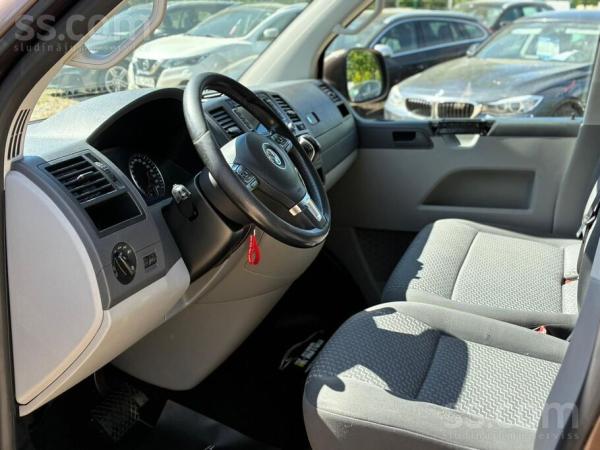 Brown Volkswagen T5 2012 in Kuldiga, with an engine capacity of 2.00 L and mileage of 259 thousand km for 10990 €, photo 9 on AUTOMOTO.COM.LV