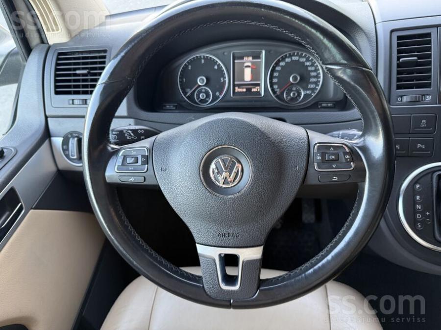 Brown Volkswagen T5 2013 in Riga, with an engine capacity of 2.00 L and mileage of 280 thousand km for 11000 €, photo 4 on AUTOMOTO.COM.LV