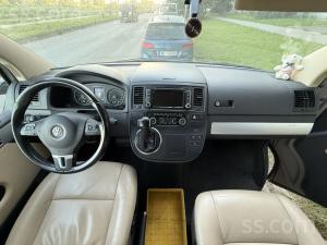 Brown Volkswagen T5 2013 in Riga, with an engine capacity of 2.00 L and mileage of 280 thousand km for 11000 €, photo 11 on AUTOMOTO.COM.LV