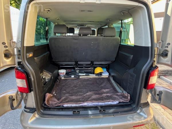 Brown Volkswagen T5 2014 in Riga, with an engine capacity of 2.00 L and mileage of 502 thousand km for 8900 €, photo 5 on AUTOMOTO.COM.LV