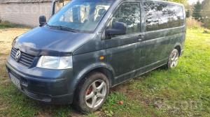 Zaļš Volkswagen T5 2004 Daugavpils, ar dzinēja tilpumu 2.50 L un nobraukumu 442 tūkst. km par 1050 €, foto  vietnē AUTOMOTO.COM.LV