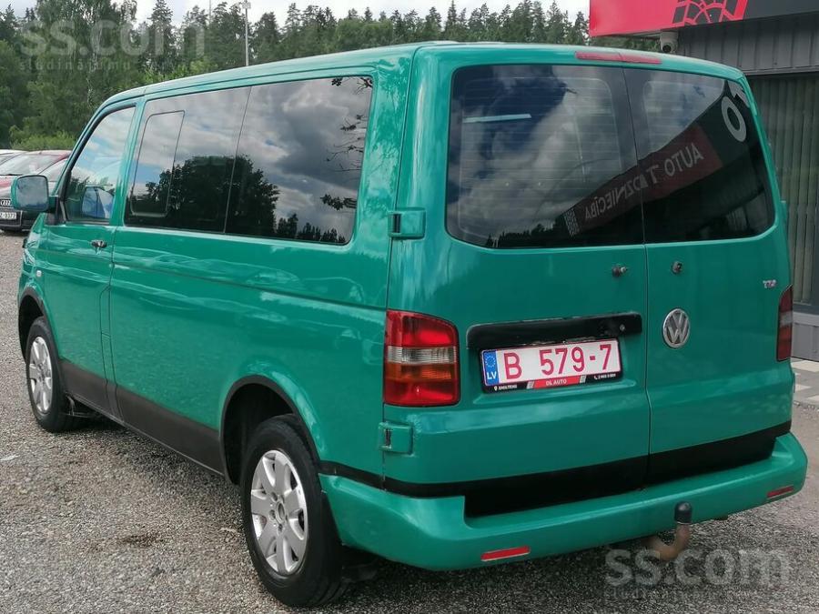 Green Volkswagen T5 2004 in Valmiera, with an engine capacity of 2.50 L and mileage of 579 thousand km for 4250 €, photo 9 on AUTOMOTO.COM.LV