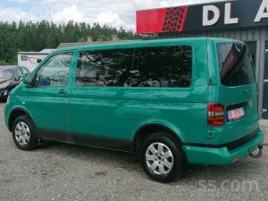 Green Volkswagen T5 2004 in Valmiera, with an engine capacity of 2.50 L and mileage of 579 thousand km for 4250 €, photo 10 on AUTOMOTO.COM.LV