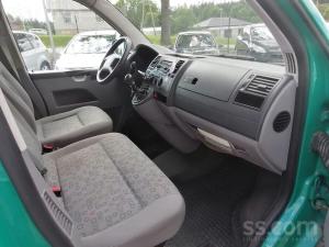 Green Volkswagen T5 2004 in Valmiera, with an engine capacity of 2.50 L and mileage of 579 thousand km for 4250 €, photo 11 on AUTOMOTO.COM.LV