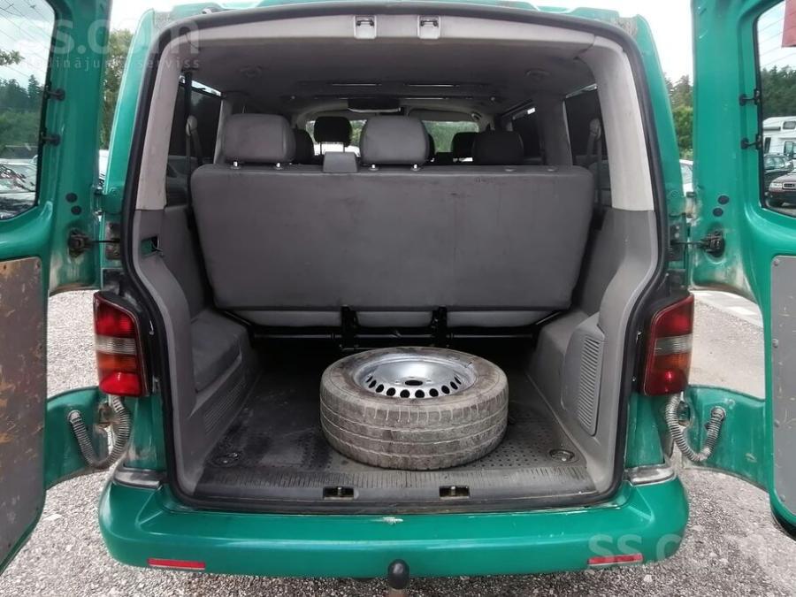 Green Volkswagen T5 2004 in Valmiera, with an engine capacity of 2.50 L and mileage of 579 thousand km for 4250 €, photo 14 on AUTOMOTO.COM.LV