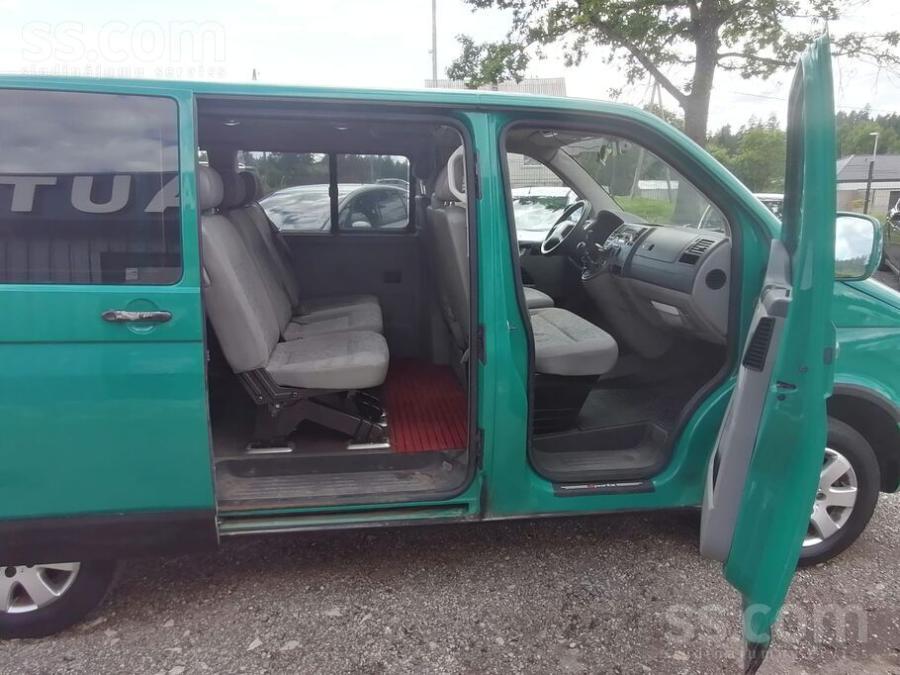 Green Volkswagen T5 2004 in Valmiera, with an engine capacity of 2.50 L and mileage of 579 thousand km for 4250 €, photo 16 on AUTOMOTO.COM.LV