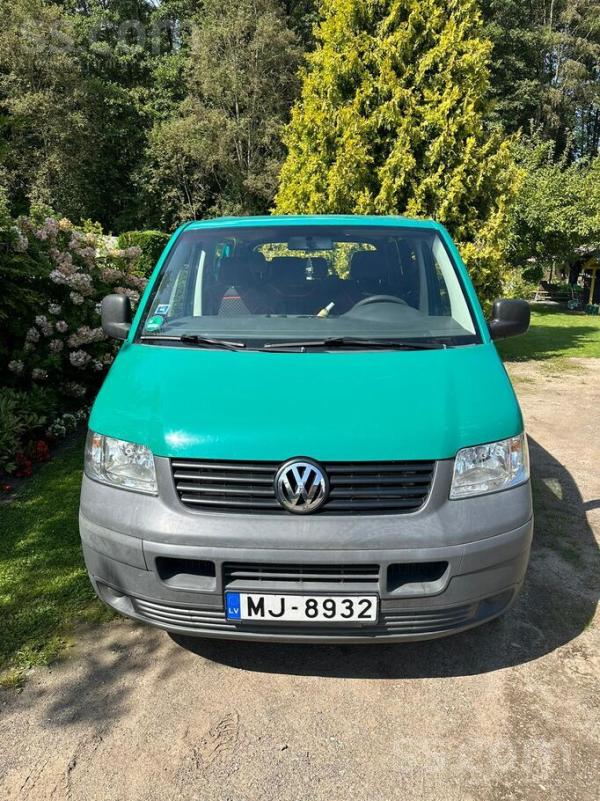 Green Volkswagen T5 2006 in Aizkraukle, with an engine capacity of 1.90 L and mileage of 289 thousand km for 4600 €, photo 1 on AUTOMOTO.COM.LV