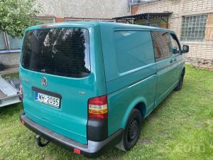Zaļš Volkswagen T5 2008 Daugavpils, ar dzinēja tilpumu 1.90 L un nobraukumu 445 tūkst. km par 4200 €, foto 5 vietnē AUTOMOTO.COM.LV