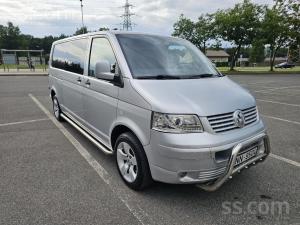 Серый Фольксваген Т5 2004 в Рига, объемом двигателя 2.50 л и пробегом 400 тыс. км за 4900 €, фото  на AUTOMOTO.COM.LV