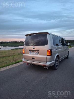 Grey Volkswagen T5 2004 in Jekabpils, with an engine capacity of 2.50 L and mileage of 477 thousand km for 4200 €, photo 3 on AUTOMOTO.COM.LV