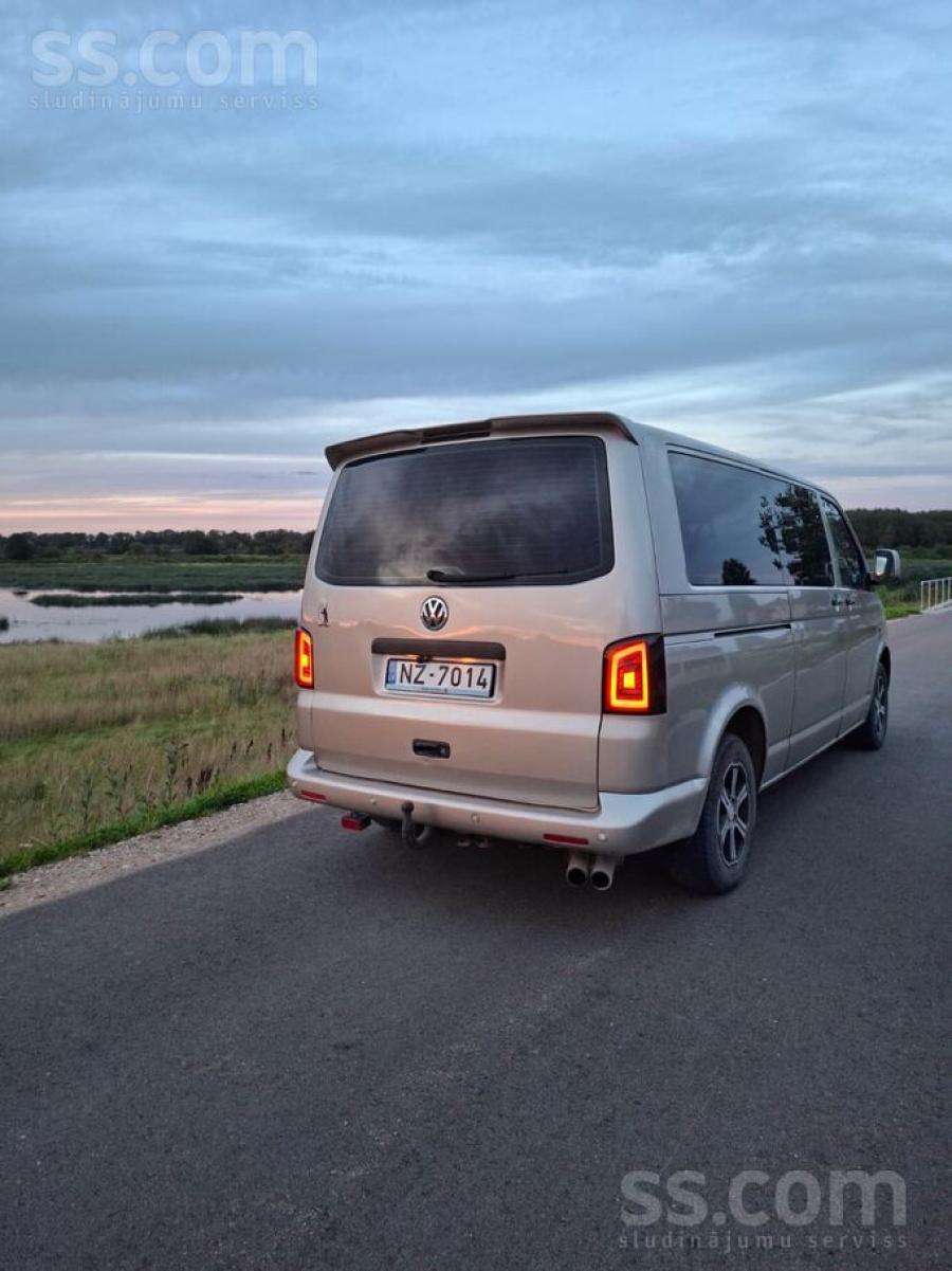 Grey Volkswagen T5 2004 in Jekabpils, with an engine capacity of 2.50 L and mileage of 477 thousand km for 4200 €, photo 3 on AUTOMOTO.COM.LV