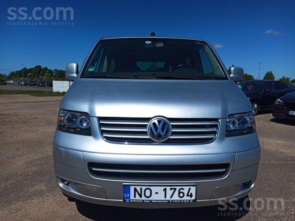 Pelēks Volkswagen T5 2005 Daugavpils, ar dzinēja tilpumu 2.50 L un nobraukumu 225 tūkst. km par 9500 €, foto 3 vietnē AUTOMOTO.COM.LV