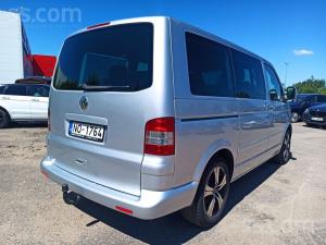 Pelēks Volkswagen T5 2005 Daugavpils, ar dzinēja tilpumu 2.50 L un nobraukumu 225 tūkst. km par 9500 €, foto 7 vietnē AUTOMOTO.COM.LV