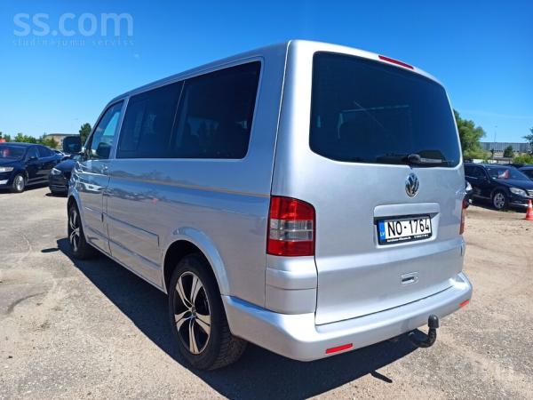 Pelēks Volkswagen T5 2005 Daugavpils, ar dzinēja tilpumu 2.50 L un nobraukumu 225 tūkst. km par 9500 €, foto 8 vietnē AUTOMOTO.COM.LV