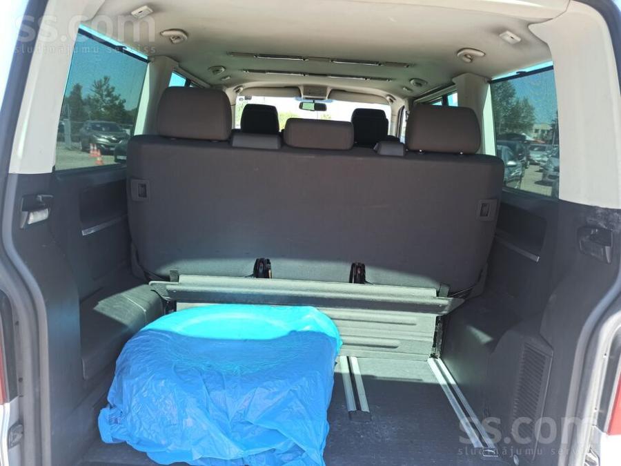 Pelēks Volkswagen T5 2005 Daugavpils, ar dzinēja tilpumu 2.50 L un nobraukumu 225 tūkst. km par 9500 €, foto 11 vietnē AUTOMOTO.COM.LV