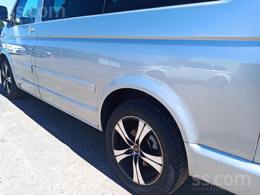Pelēks Volkswagen T5 2005 Daugavpils, ar dzinēja tilpumu 2.50 L un nobraukumu 225 tūkst. km par 9500 €, foto 21 vietnē AUTOMOTO.COM.LV