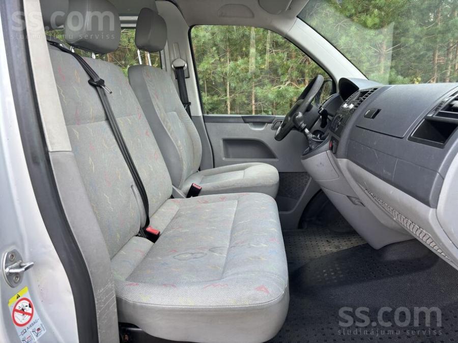 Pelēks Volkswagen T5 2007 Ogre, ar dzinēja tilpumu 1.90 L un nobraukumu 193 tūkst. km par 7100 €, foto 12 vietnē AUTOMOTO.COM.LV