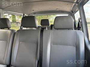Pelēks Volkswagen T5 2007 Ogre, ar dzinēja tilpumu 1.90 L un nobraukumu 193 tūkst. km par 7100 €, foto 14 vietnē AUTOMOTO.COM.LV