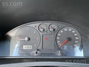 Pelēks Volkswagen T5 2007 Ogre, ar dzinēja tilpumu 1.90 L un nobraukumu 193 tūkst. km par 7100 €, foto 17 vietnē AUTOMOTO.COM.LV