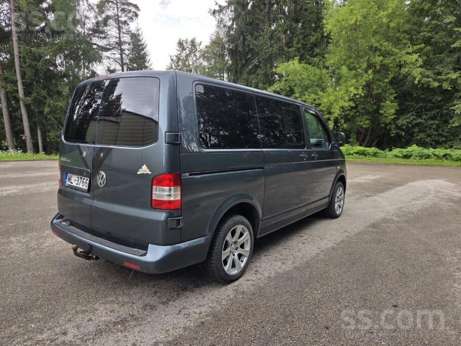 Pelēks Volkswagen T5 2009 Tukums, ar dzinēja tilpumu 2.50 L un nobraukumu 380 tūkst. km par 6550 €, foto 8 vietnē AUTOMOTO.COM.LV