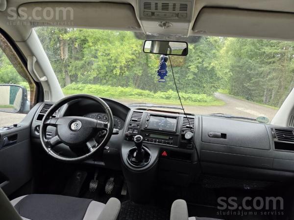 Pelēks Volkswagen T5 2009 Tukums, ar dzinēja tilpumu 2.50 L un nobraukumu 380 tūkst. km par 6550 €, foto 9 vietnē AUTOMOTO.COM.LV