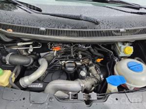 Pelēks Volkswagen T5 2009 Tukums, ar dzinēja tilpumu 2.50 L un nobraukumu 380 tūkst. km par 6550 €, foto 17 vietnē AUTOMOTO.COM.LV