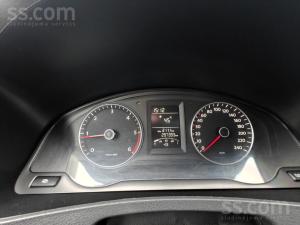 Pelēks Volkswagen T5 2010 Rīga, ar dzinēja tilpumu 2.00 L un nobraukumu 297 tūkst. km par 9900 €, foto 11 vietnē AUTOMOTO.COM.LV