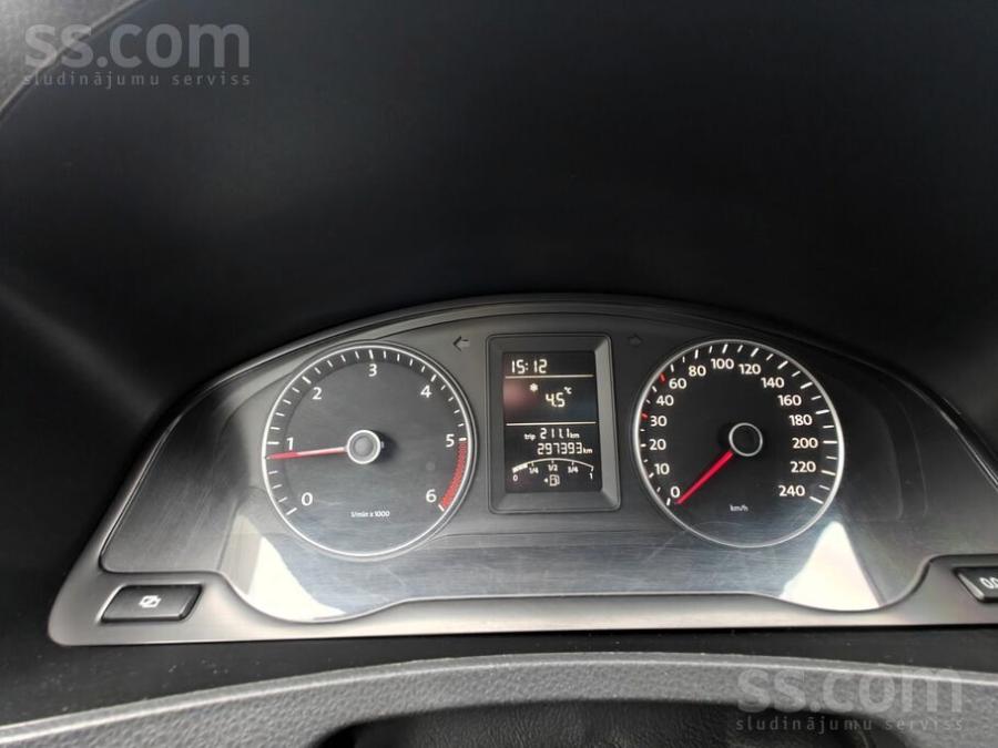 Pelēks Volkswagen T5 2010 Rīga, ar dzinēja tilpumu 2.00 L un nobraukumu 297 tūkst. km par 9900 €, foto 11 vietnē AUTOMOTO.COM.LV