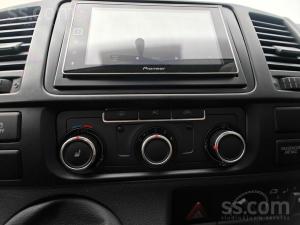Pelēks Volkswagen T5 2010 Rīga, ar dzinēja tilpumu 2.00 L un nobraukumu 297 tūkst. km par 9900 €, foto 12 vietnē AUTOMOTO.COM.LV