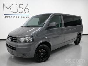 Pelēks Volkswagen T5 2010 Rīga, ar dzinēja tilpumu 2.00 L un nobraukumu 297 tūkst. km par 9900 €, foto  vietnē AUTOMOTO.COM.LV