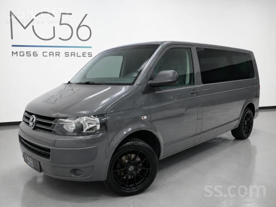 Pelēks Volkswagen T5 2010 Rīga, ar dzinēja tilpumu 2.00 L un nobraukumu 297 tūkst. km par 9900 €, foto 1 vietnē AUTOMOTO.COM.LV