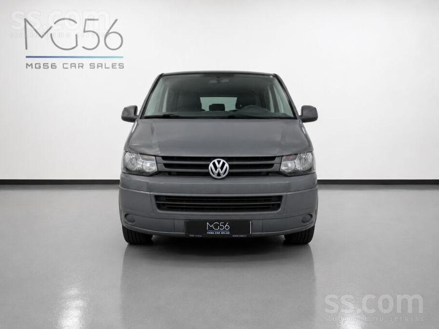 Pelēks Volkswagen T5 2010 Rīga, ar dzinēja tilpumu 2.00 L un nobraukumu 297 tūkst. km par 9900 €, foto 4 vietnē AUTOMOTO.COM.LV